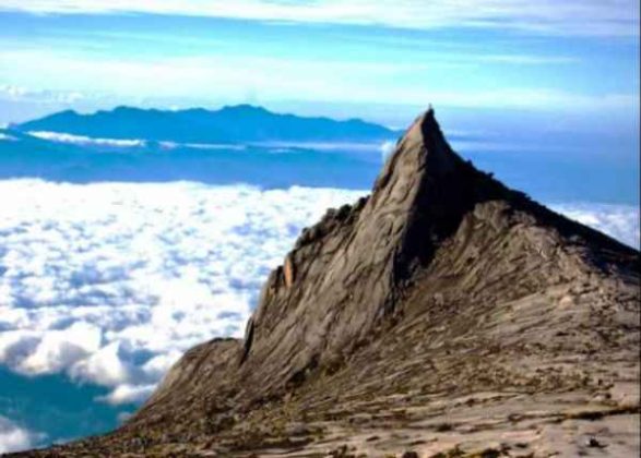 Gunung Kinabalu - Pengalaman Mendaki Yang Perlu Anda Tahu